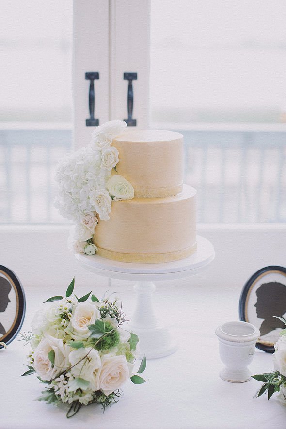 cake florals - NOLA FLORA