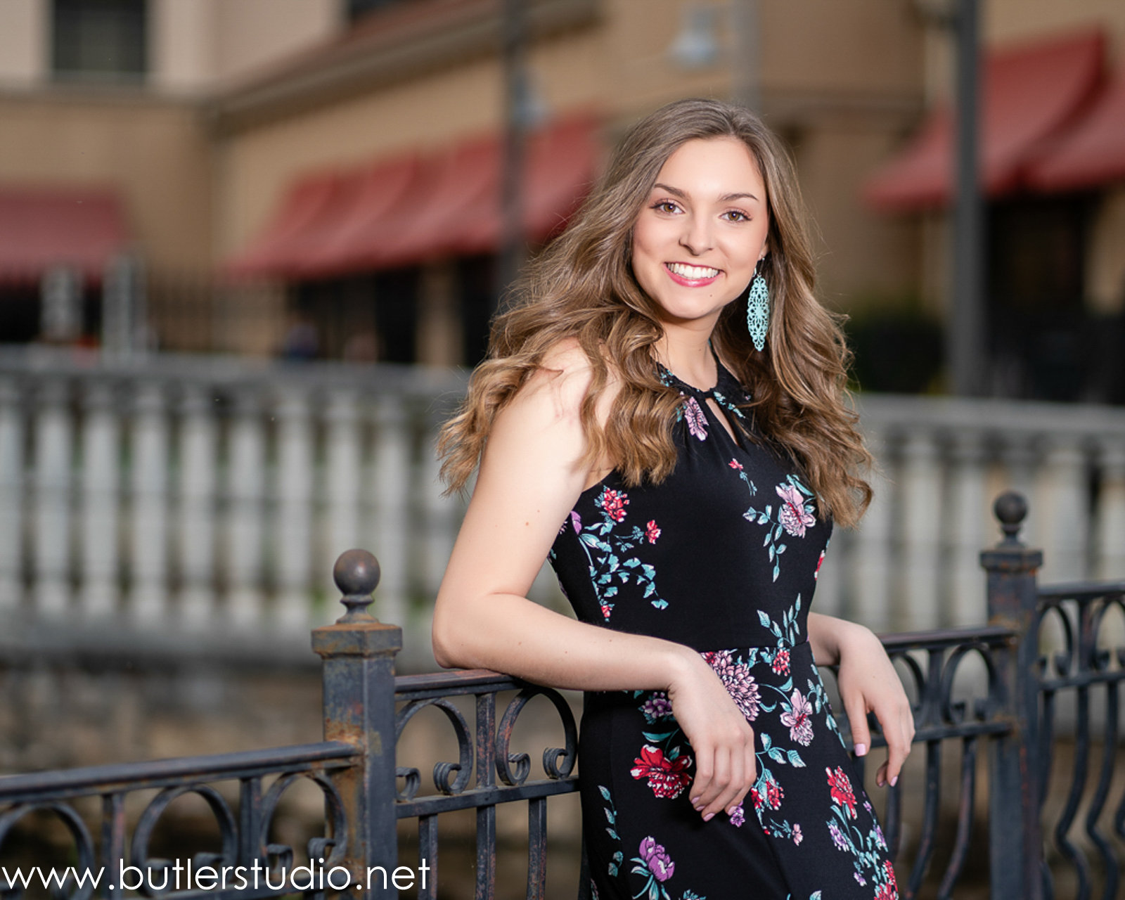 2020 Senior Spotlight - Lexi Deaton - Master Photographer, Scott Butler