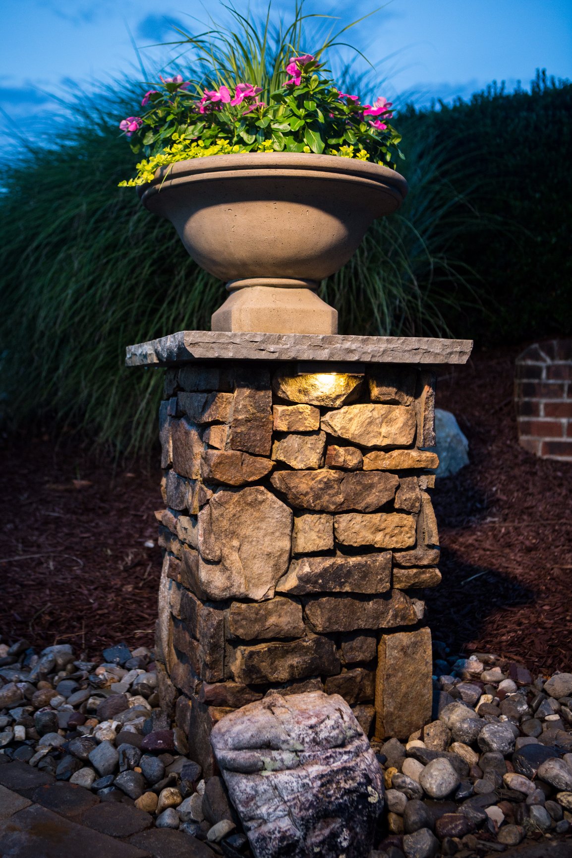 Unique landscape design with local architect firm - Micciche Photography