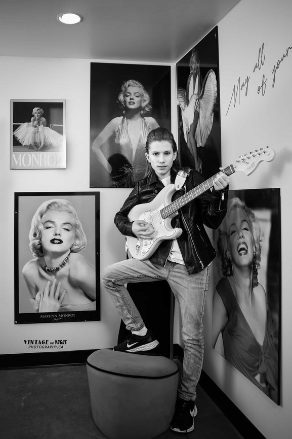 DREAMLAND DINER RETRO WINNIPEG PHOTOSHOOT