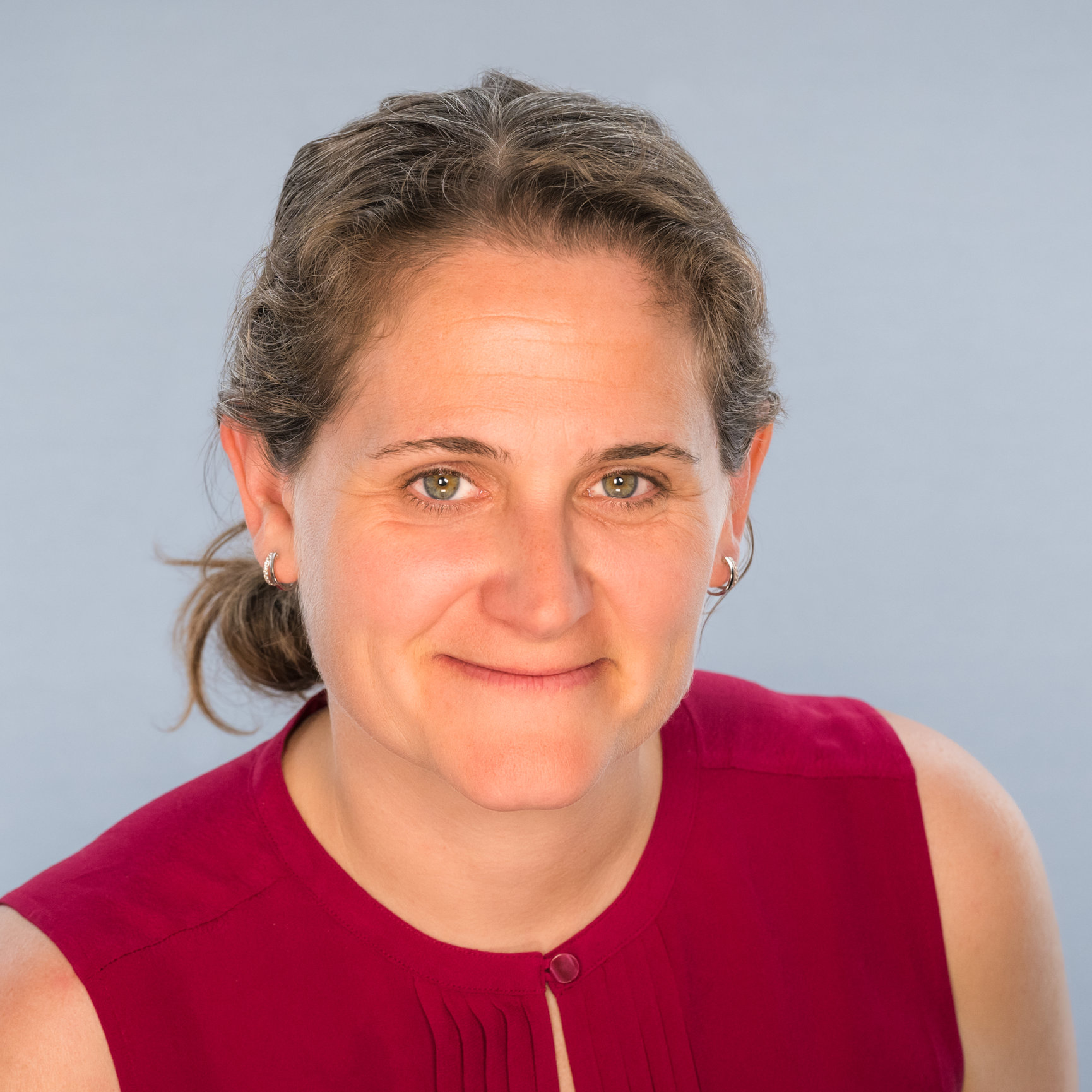 Jennifer Stevane, Surgeon and Entrepreneur - 406 Headshot