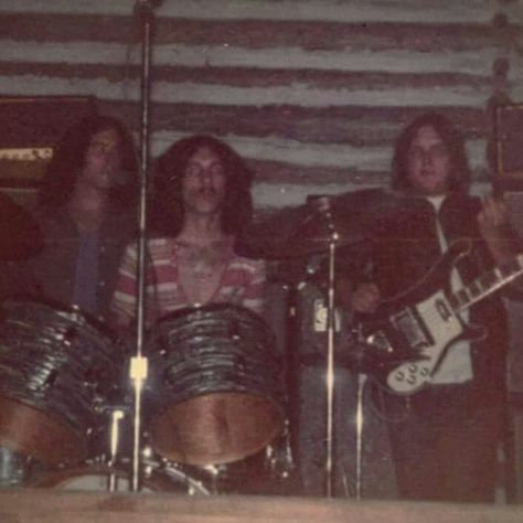 ABOUT - Edward Griffith