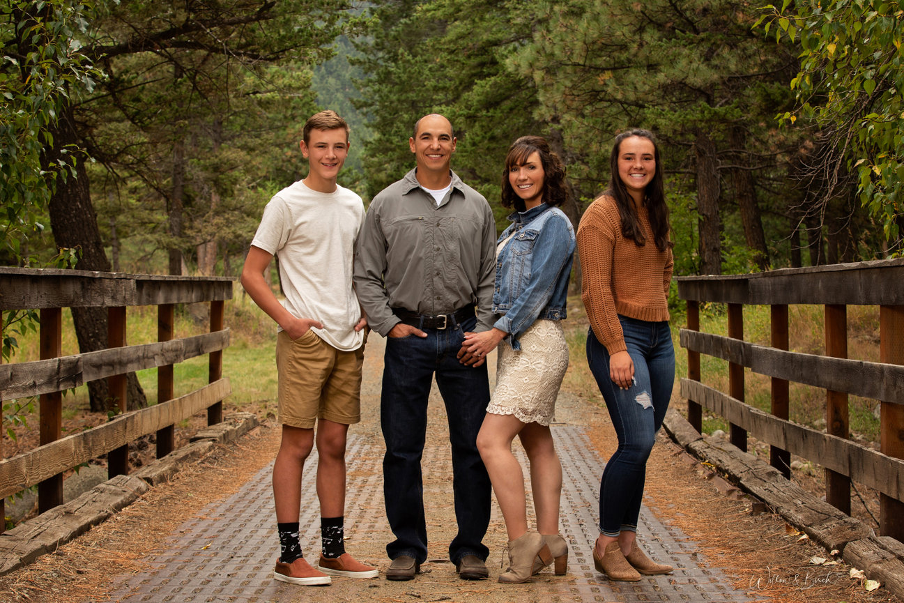 SESSIONS - Fallon Mindt