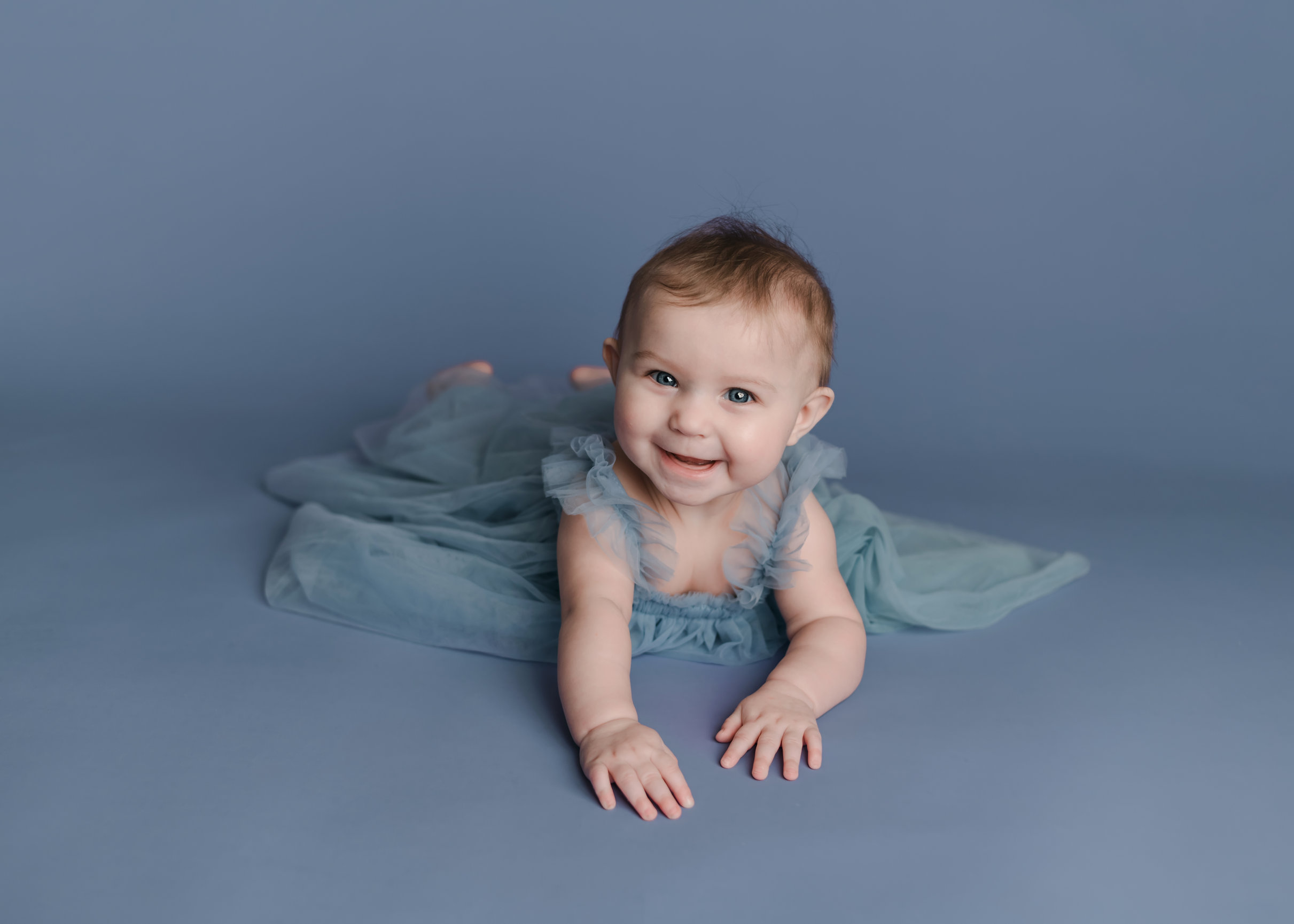 6 Month Milestone Session - Bolt Photography