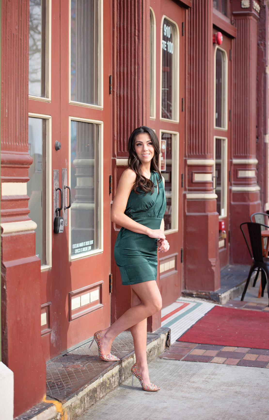 How to find outfits for your session? - Delynn Photography