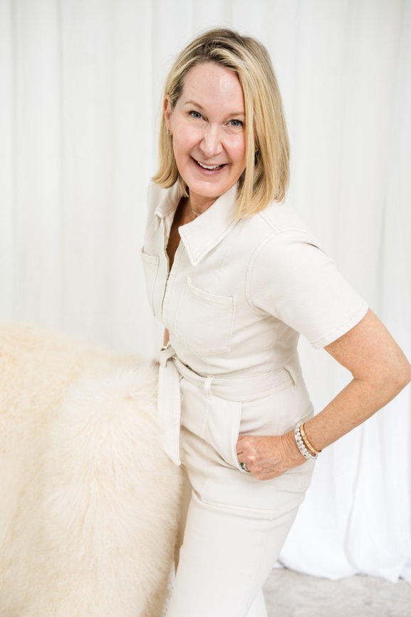 ABOUT - Suzanne K Barber