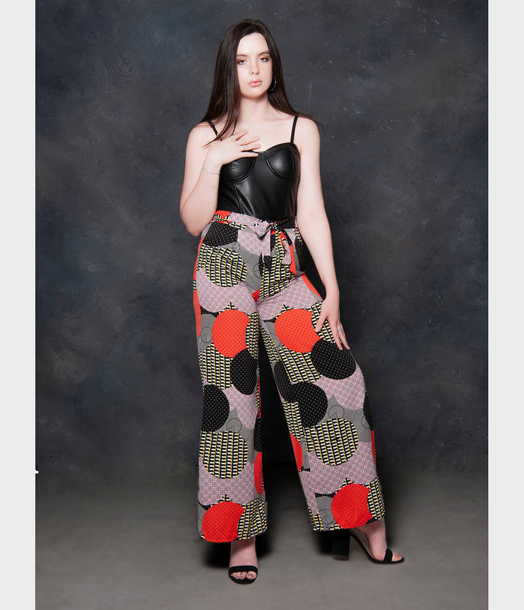 Gwyn Rhodes - Red Models & Talent