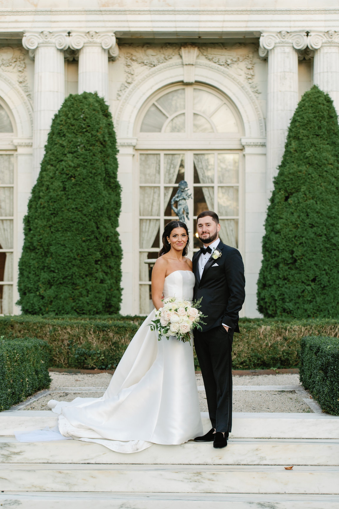 Kelsey + Collin / Rosecliff Mansion - Ludwig Photography