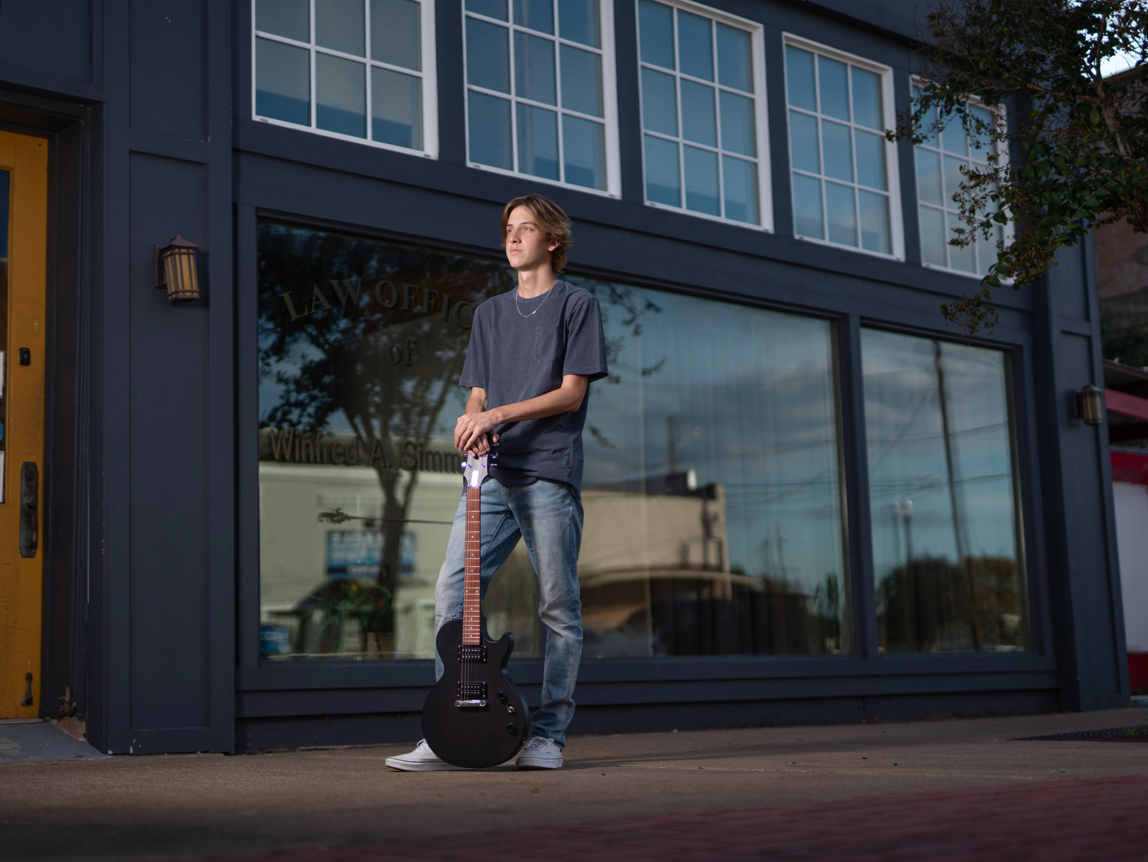 Jaxson Lowe Downtown Session - Kellie Gann & Company