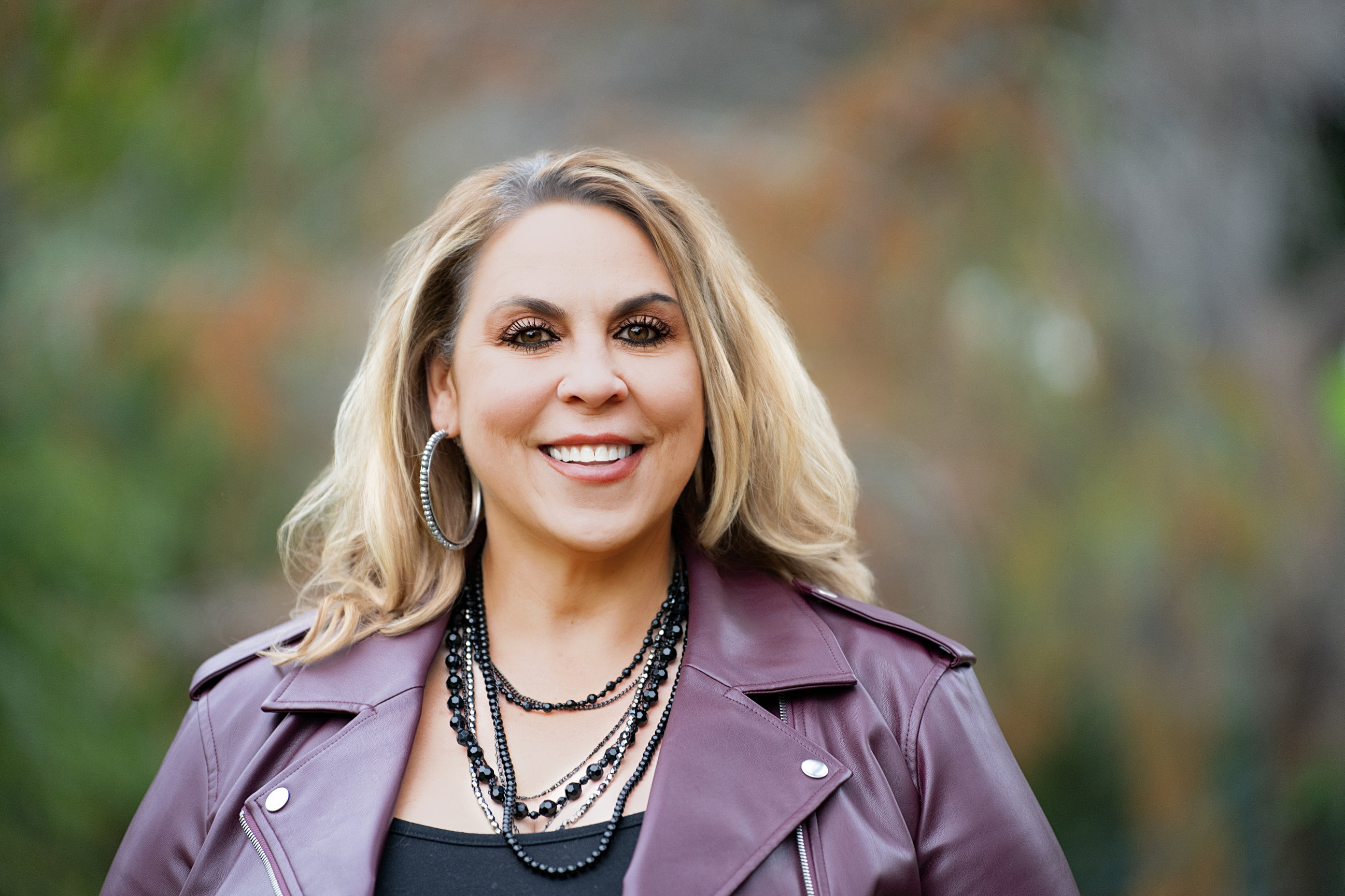 Maria Baez - Corporate Headshot Session - Susan Schiller Photography