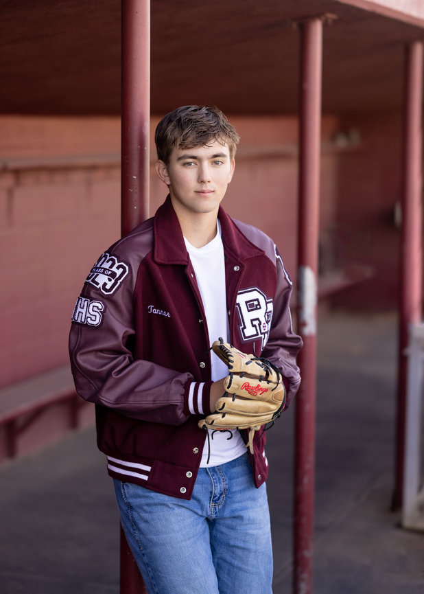 Tanner - Class of 2023 - Round Rock High School - Mary Barnett Photography
