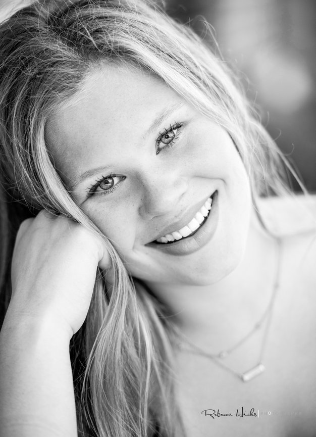 Rebecca Hicks's Instagram, Twitter & Facebook on IDCrawl