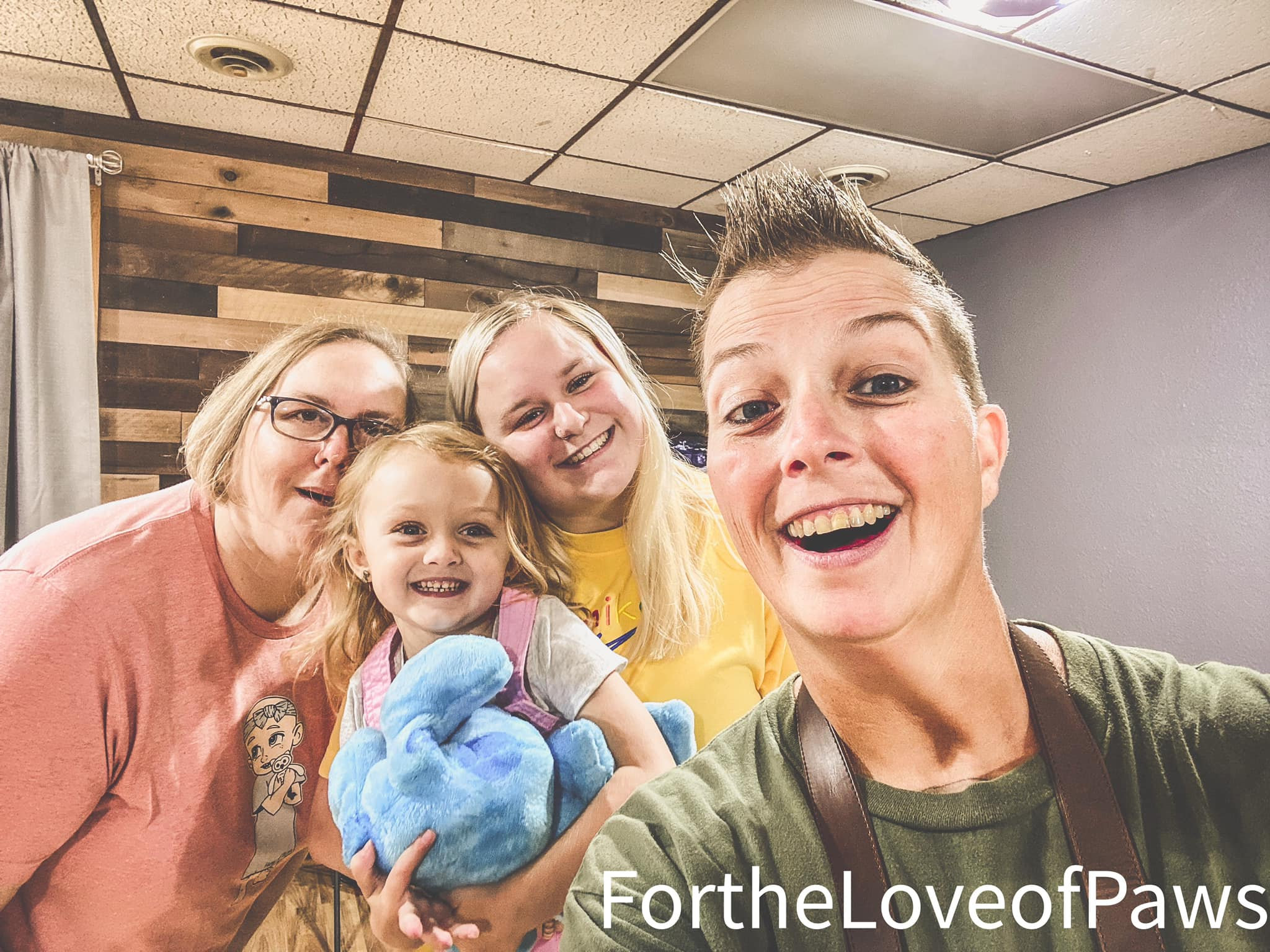 SIGNATURE SELFIE! - Jessica Barnhart