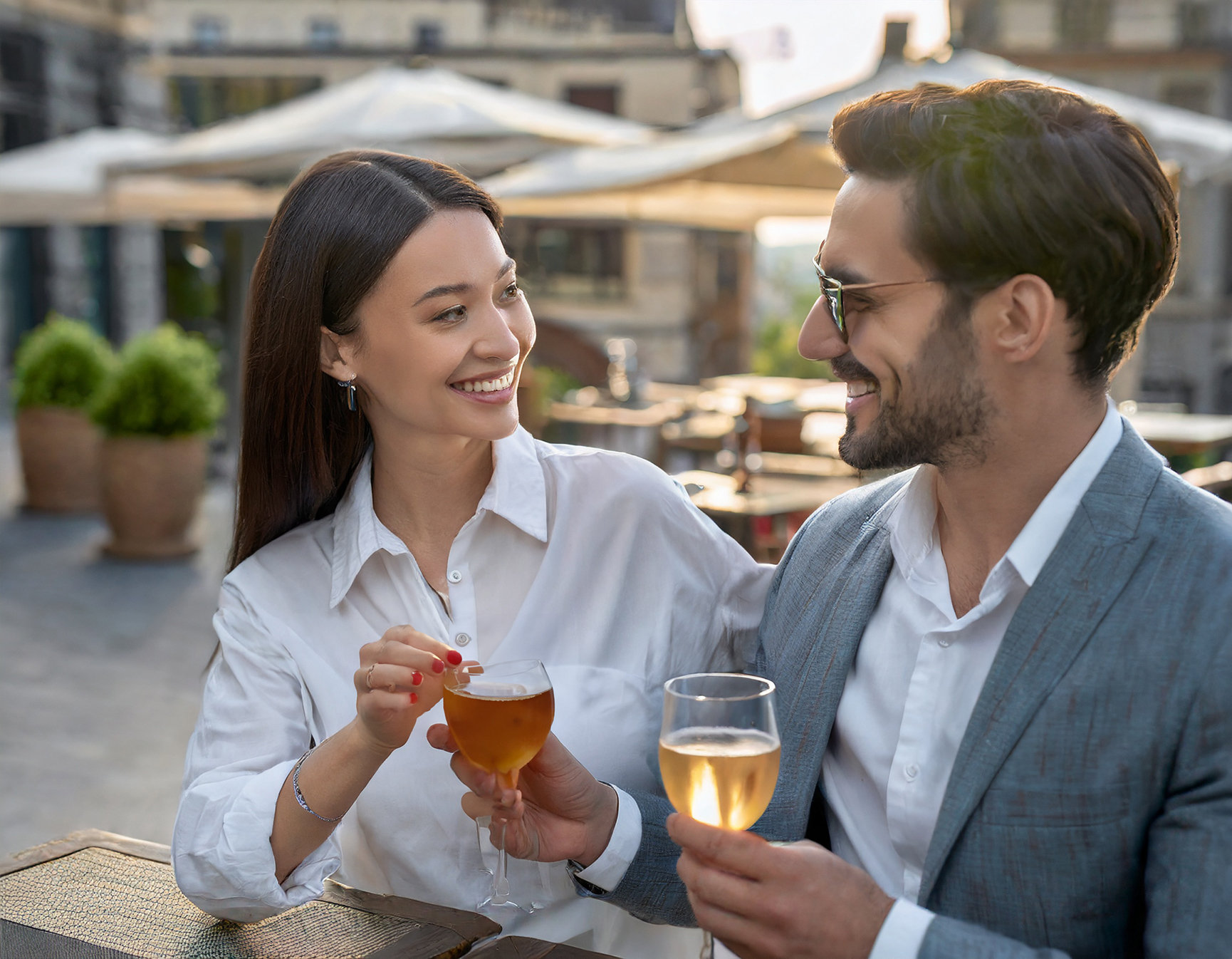 The Power of Visual First Impressions: Why Dating Profile Pictures ...