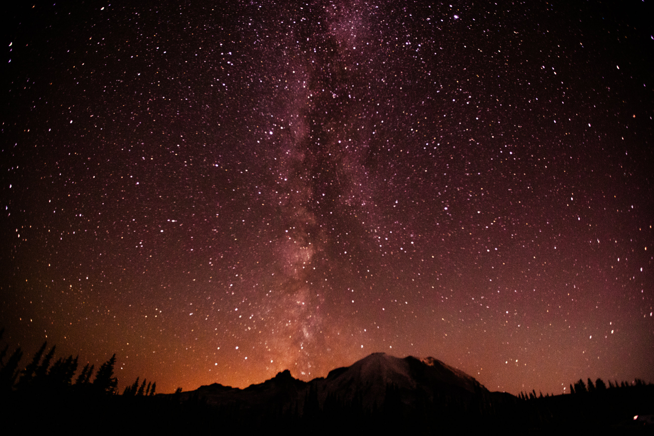 HOW TO PHOTOGRAPH MILKY WAY OVER MT RAINIER - Tonya Beaver Photography