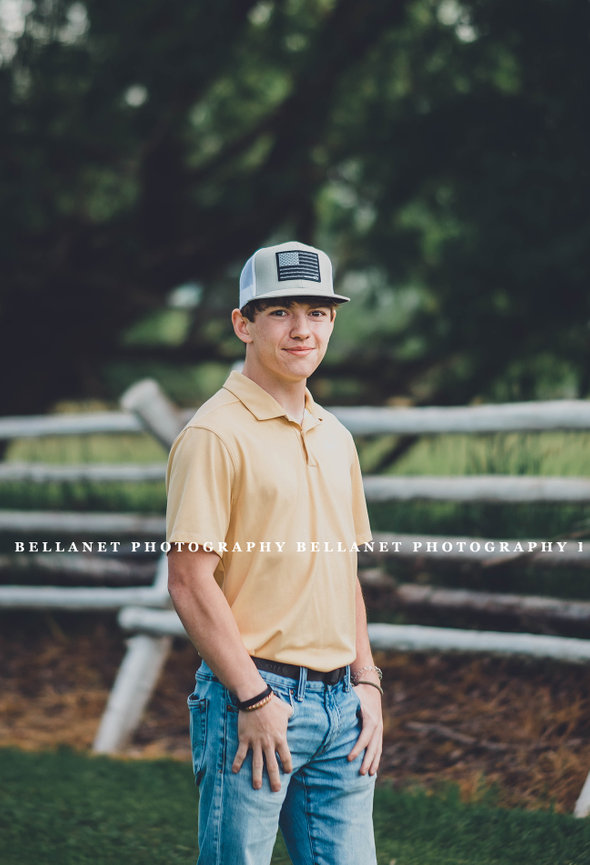 Senior Picture Ideas For Country Guys