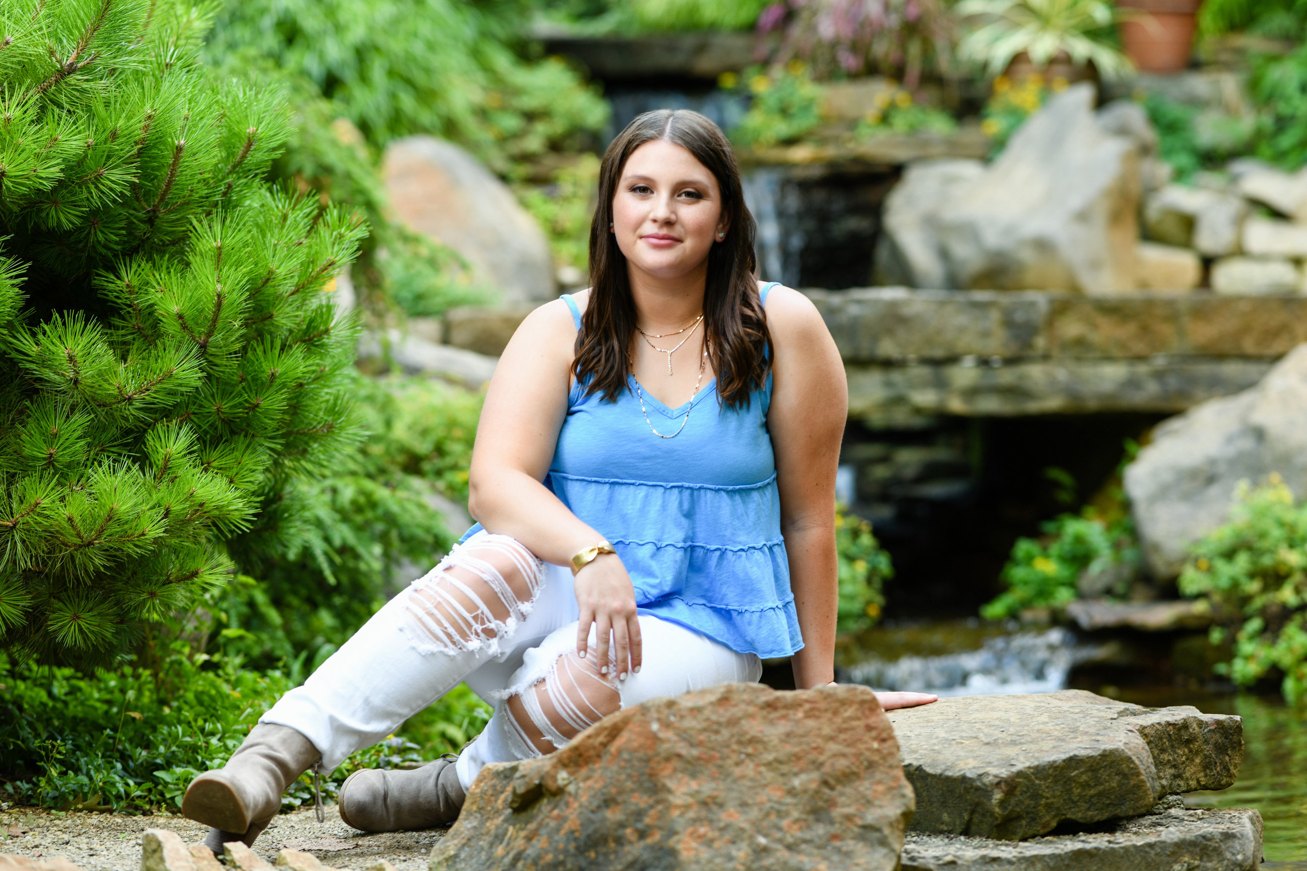 Senior Session in Inniswood Gardens with Beautiful Lizzy