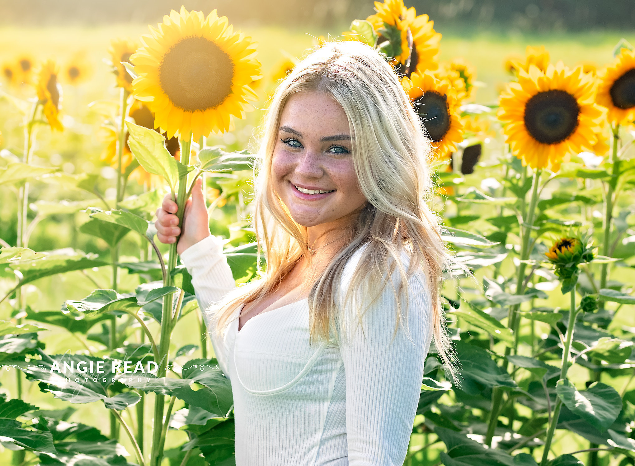 Houston Area High School Senior Mini Session - Flower Farm Mini Session ...