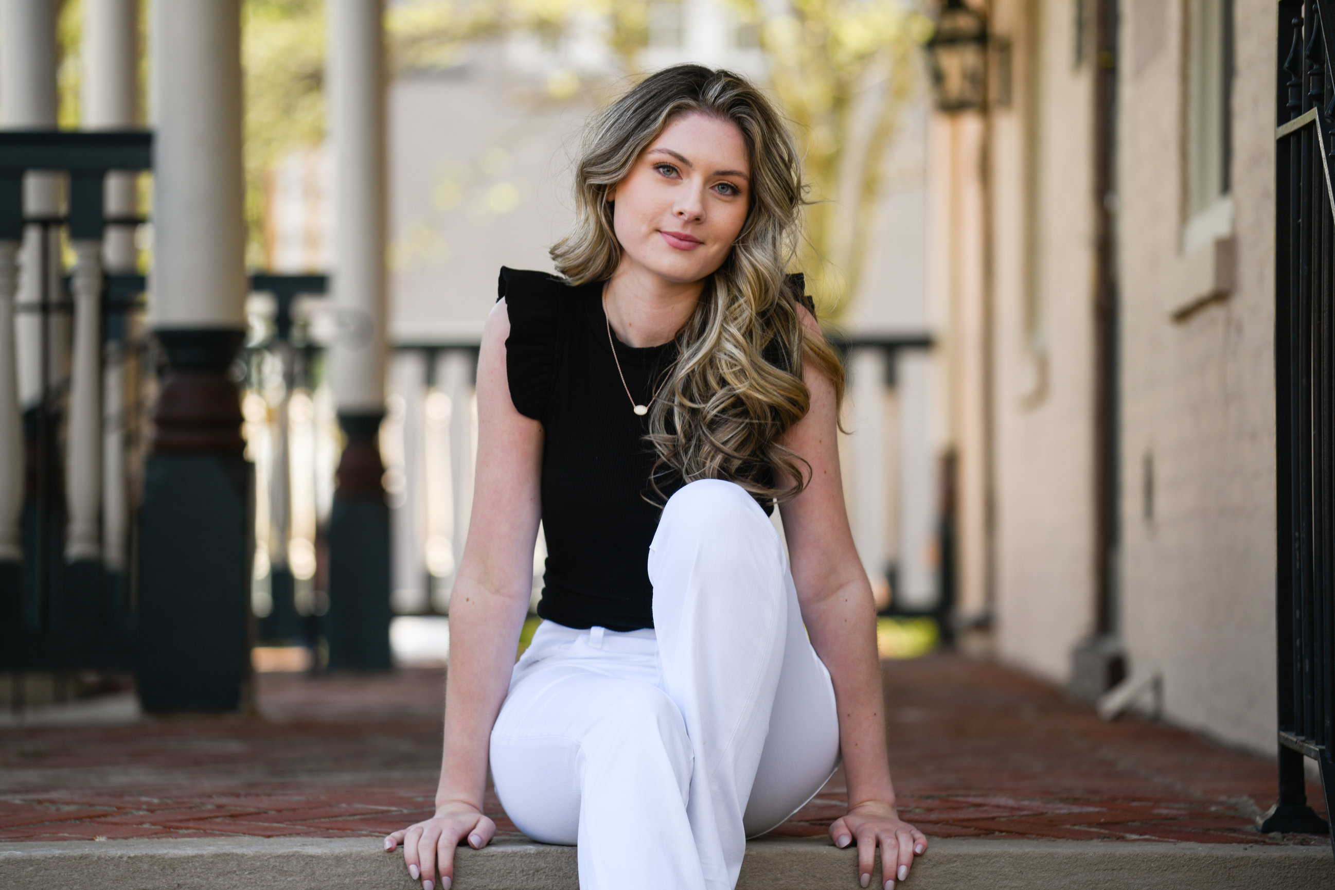 Quaint Urban Senior Shoot with Alayna in Downtown Worthington Ohio